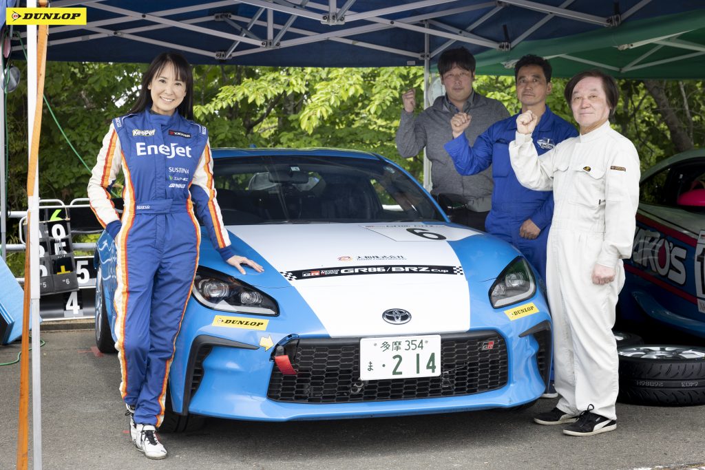 【GR86/BRZ Cup クラブマンシリーズ チーム紹介 #6】Team Generations | ダンロップモータースポーツ
